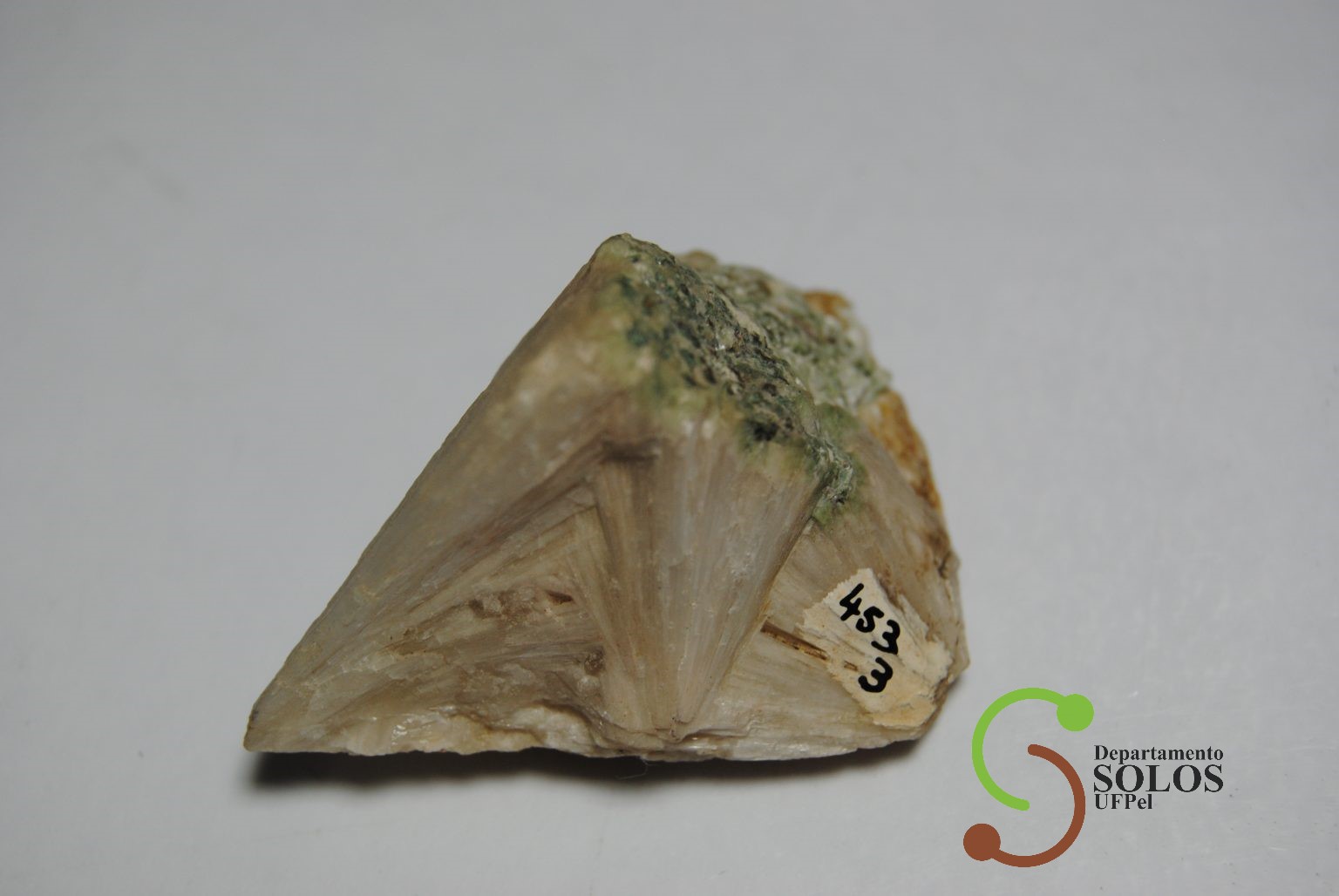 Aragonita – Museu Virtual de Solos, Rochas e Minerais