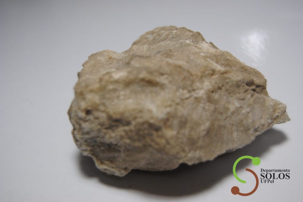 Magnesita – Museu Virtual de Solos, Rochas e Minerais