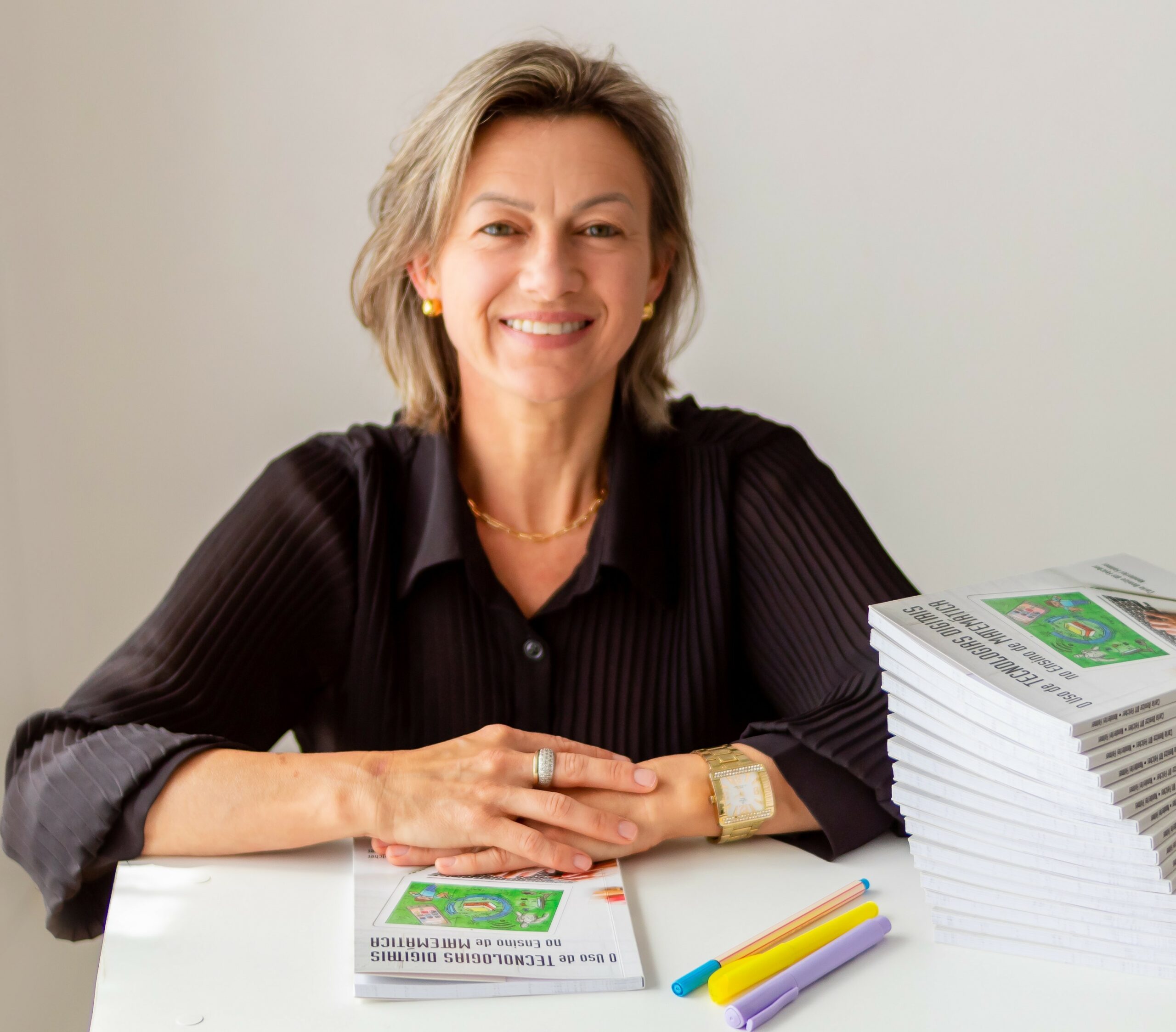 Núcleo de Políticas de Educação a Distância » Carla Denize Ott Felcher